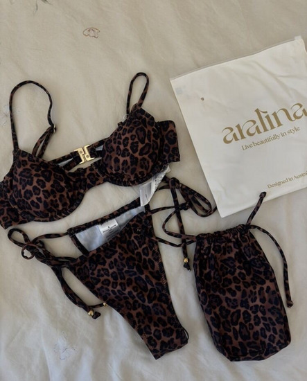 Bikini nov