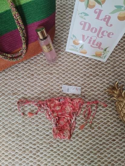 Woman's Secret novi donji deo sa dva lica