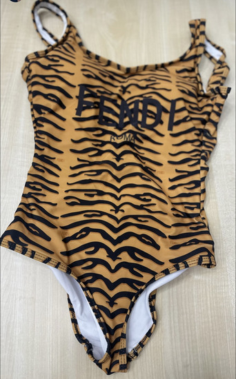 Fendi kupaci 2000