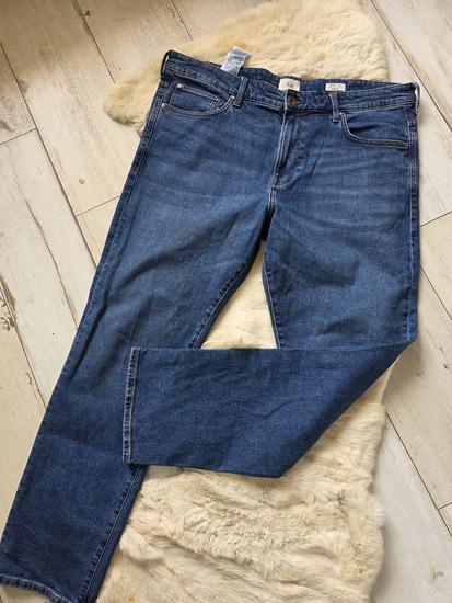 C&A farmerice za punije dame 52/54