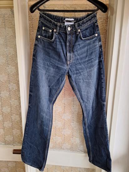 Zara farmerke vel. 38 Nove
