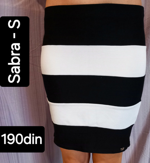 Sabra suknja crno bela pruge S/36