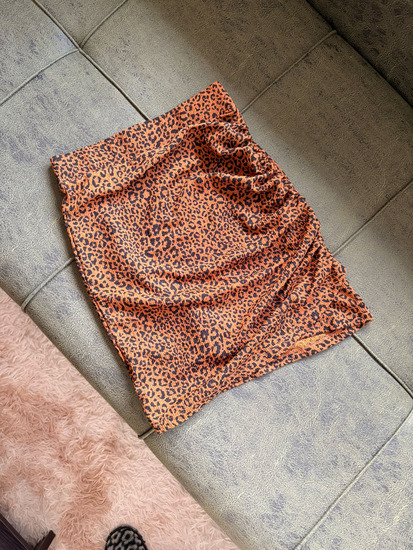 Stradivarius leopard print suknja NOVO