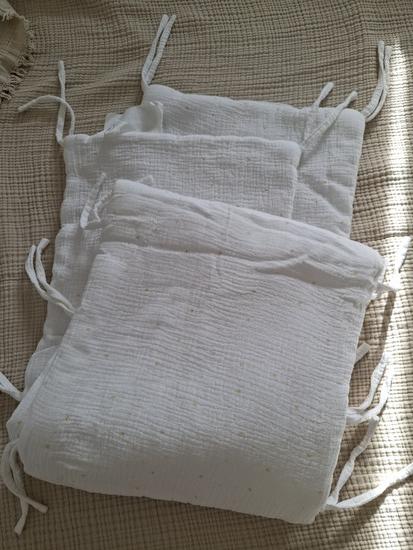 Zara home ogradica za krevetac novo