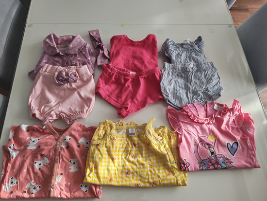 Lot kompleta za devojcice velicina 68/74