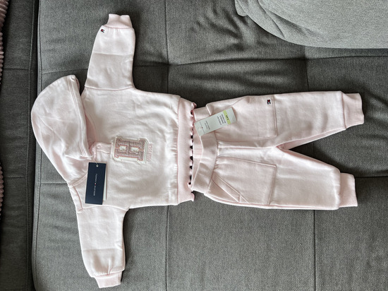 Tommy Hilfiger trenerka za bebe 3-6m