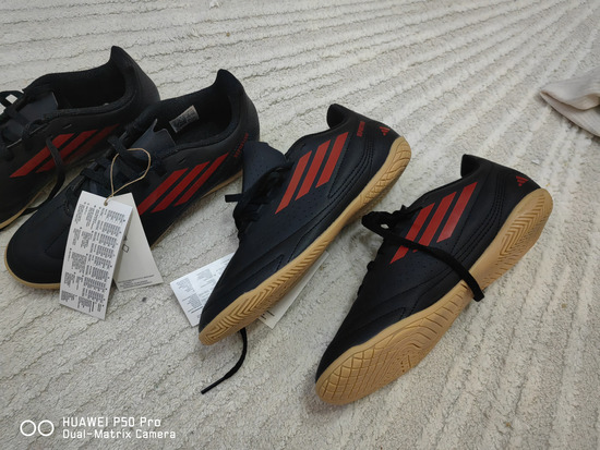 Adidas nove