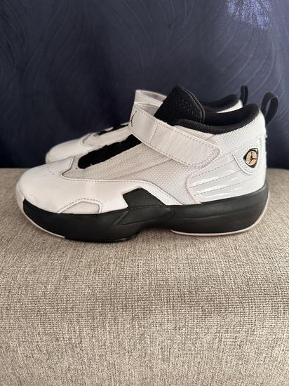 Nike Jordan decije patike