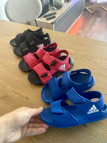 Adidas sandale