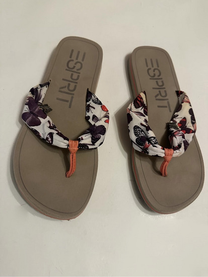 ESPRIT nove japanke