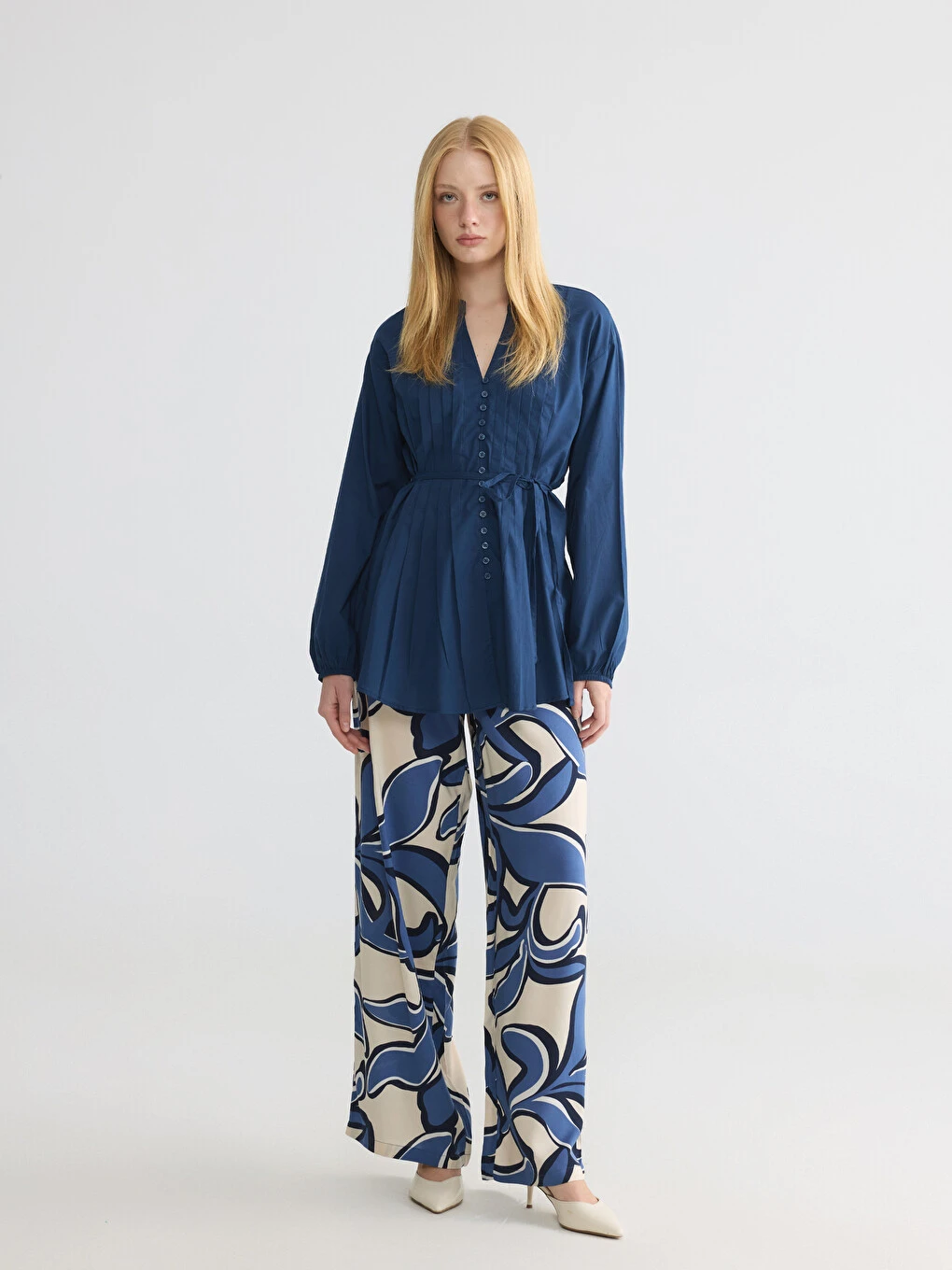 LCW Modest Bluza Sa Plisiranim Okovratnikom Sa Izrezom
