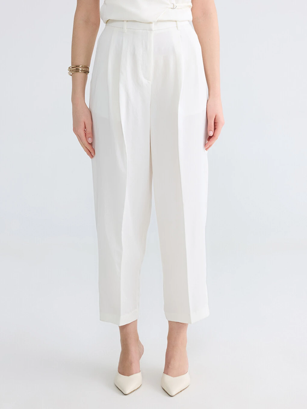 LCWAIKIKI Classic Ženske Šargarepa Fit Plisirane Pantalone Od Tkanine