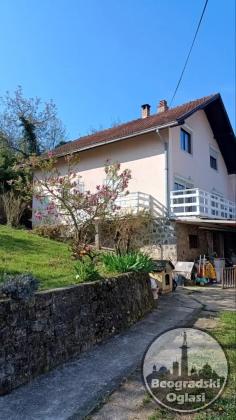 Prodajem kucu u Artiljevu,Sremska Kamenica,Novi Sad