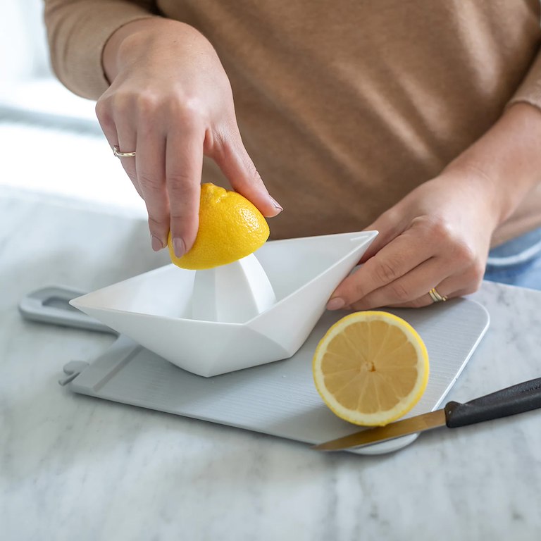 CEDILJKA ZA CITRUS – Citrus press Juicer AHOI