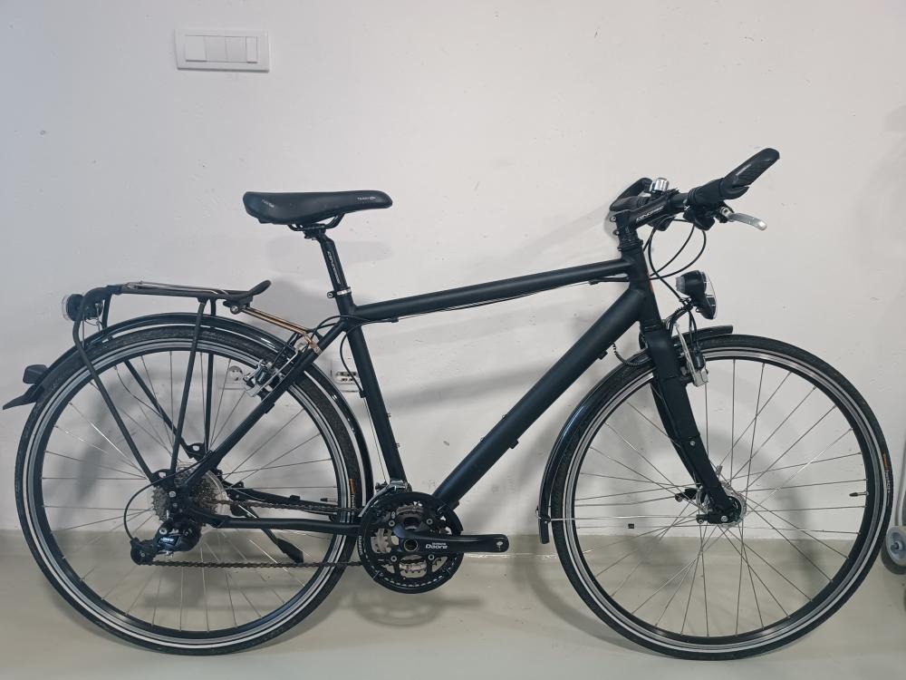 Hybrid Bike