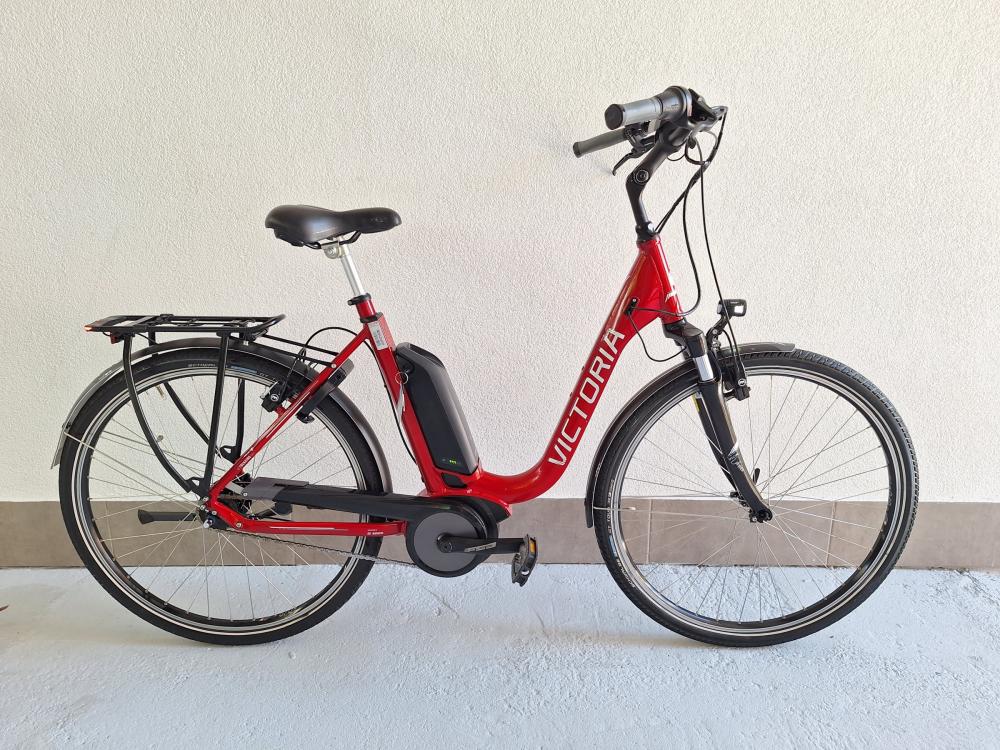 Victoria Bosch 500wh (Size-56cm) 7 brzina PRELEPA
