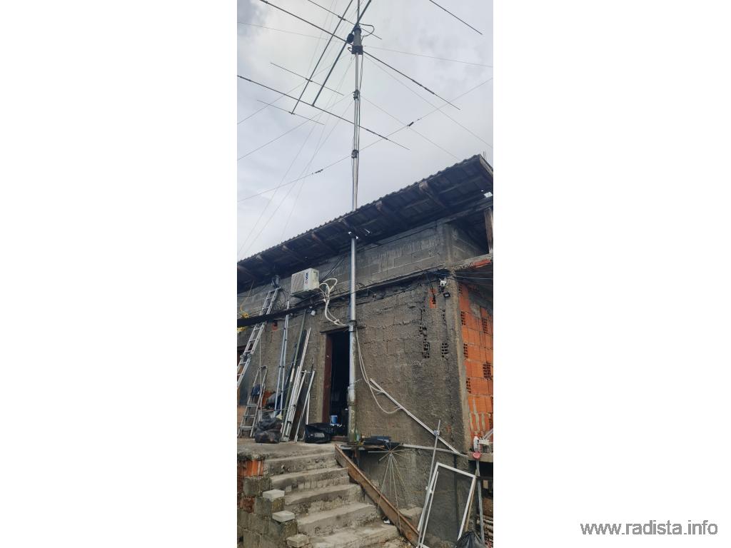 Antenski stub sa rotatorom