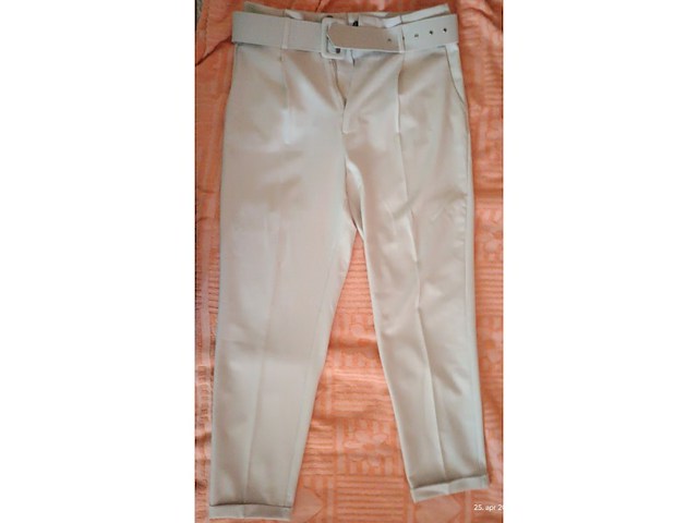 Pantalone ženske-nove