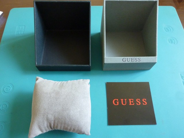 GUESS - kutija za sat