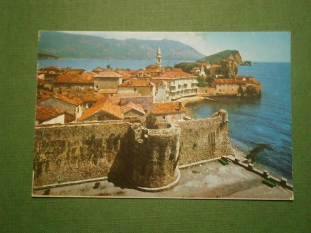 BUDVA: STARI DEO GRADA PUTOVALA 1984.