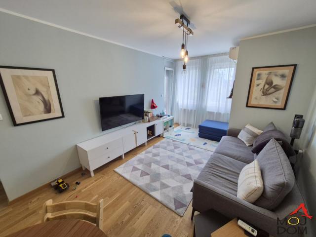 NOVI SAD - SOMBORSKI BULEVAR - TROSOBAN STAN - 60 m2 - 173,000€