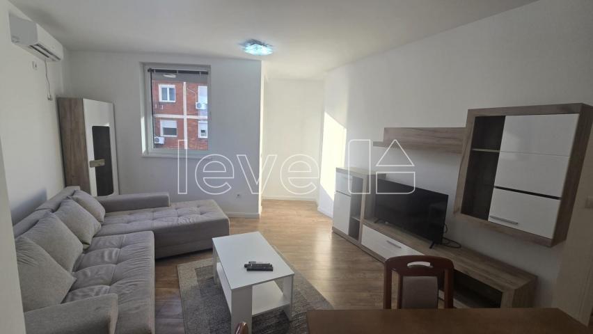 NOVI SAD - SAJAM - 57.00 m2
