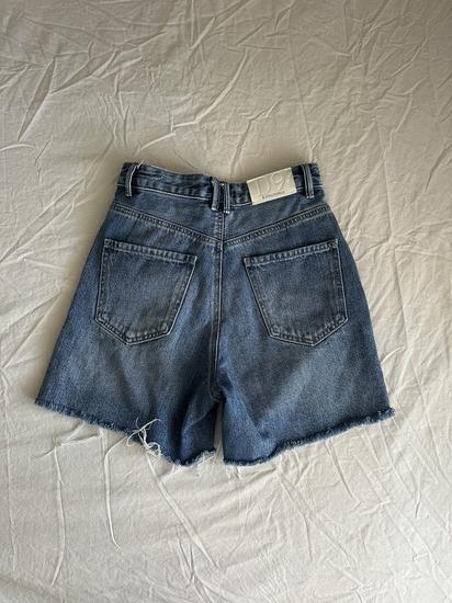 Stradivarius sorts D93
