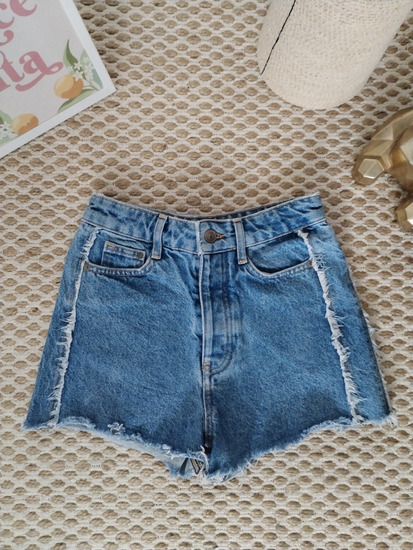 H&M teksas limitirani šorc