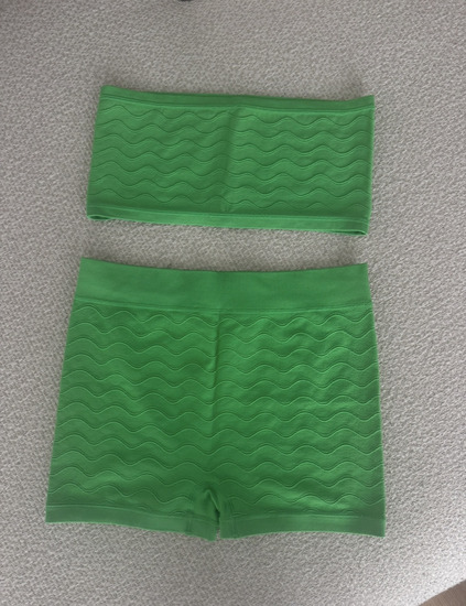 Zarin set top i sorts