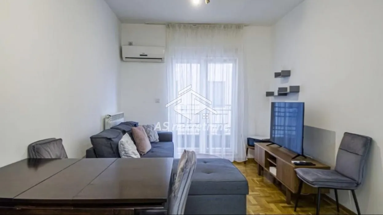 Izdavanje, dvosoban stan, 42m², Vukov Spomenik, Zvezdara Sve Podlokacije