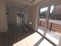Voždovac, Lekino brdo, Sundečićeva, luks ID#39045