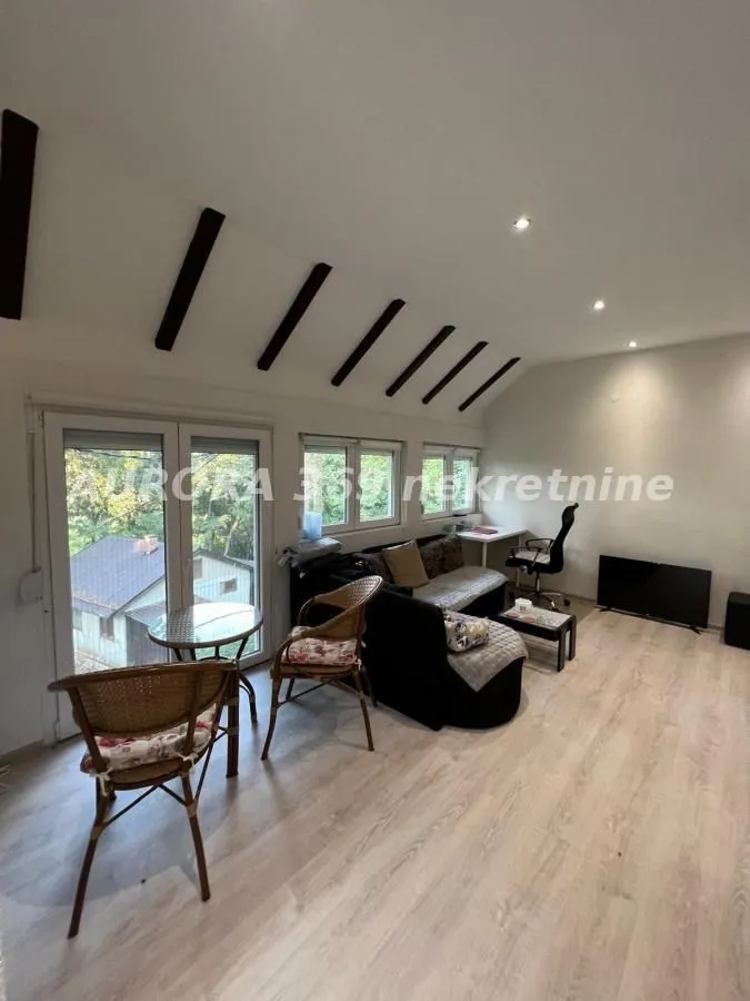 Prodaja, kuća, 39m², Čortanovci, Inđija