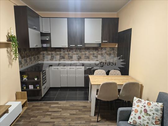 Jednoiposoban stan na Bulevaru 38m2, MML