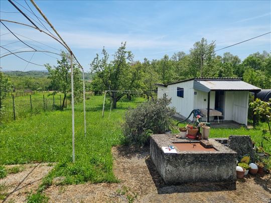 Barajevo - Baćevac - plac sa pomoćnim objektom