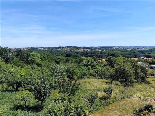 Baćevac, Plac sa objektom na 18,3 ari