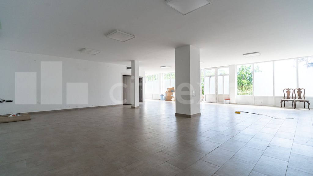 Lokal za izdavanje BEZ PROVIZIJE: Ostalo, 120m², Miljakovačka, Rakovica - 700€