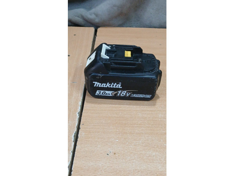 Baterija makita 18V3Ah