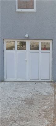 Na prodaju aluminijumska garazna vrata