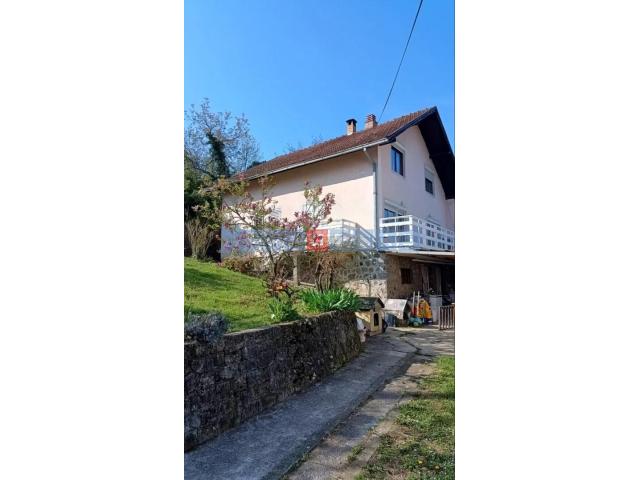 Prodajem kucu u Artiljevu,Sremska Kamenica,Novi Sad