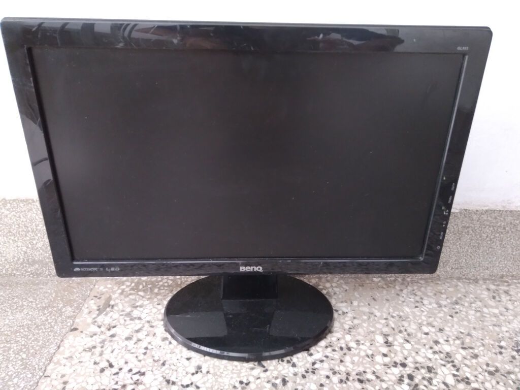 Monitor Benq GL955A 18.5", 1366x768 HD Ready,polovan i ispravan