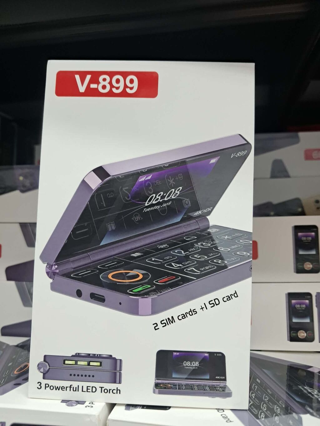 Telefon V-899 na preklop Dual SIM Model: V-899 Idealan uređaj za one