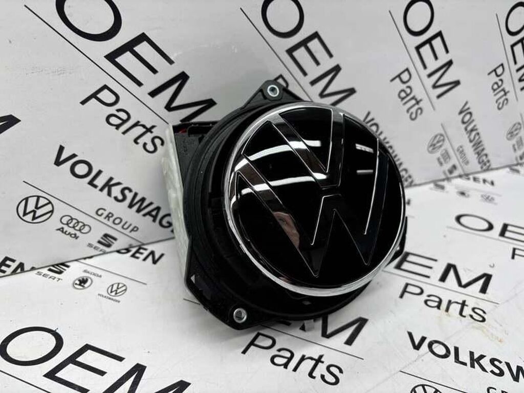 PARKING RIKVERC KAMERA U ZNAKU ZA VOLKSWAGEN GOLF 8, PASSAT B9 |