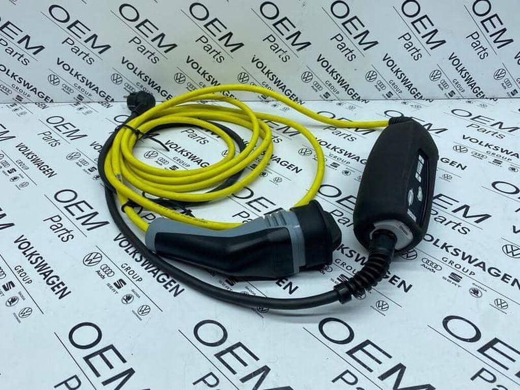 PUNJAČ ELEKTRO VOZILA ZA VOLKSWAGEN TARO, TOURAN, GOLF 7 . |