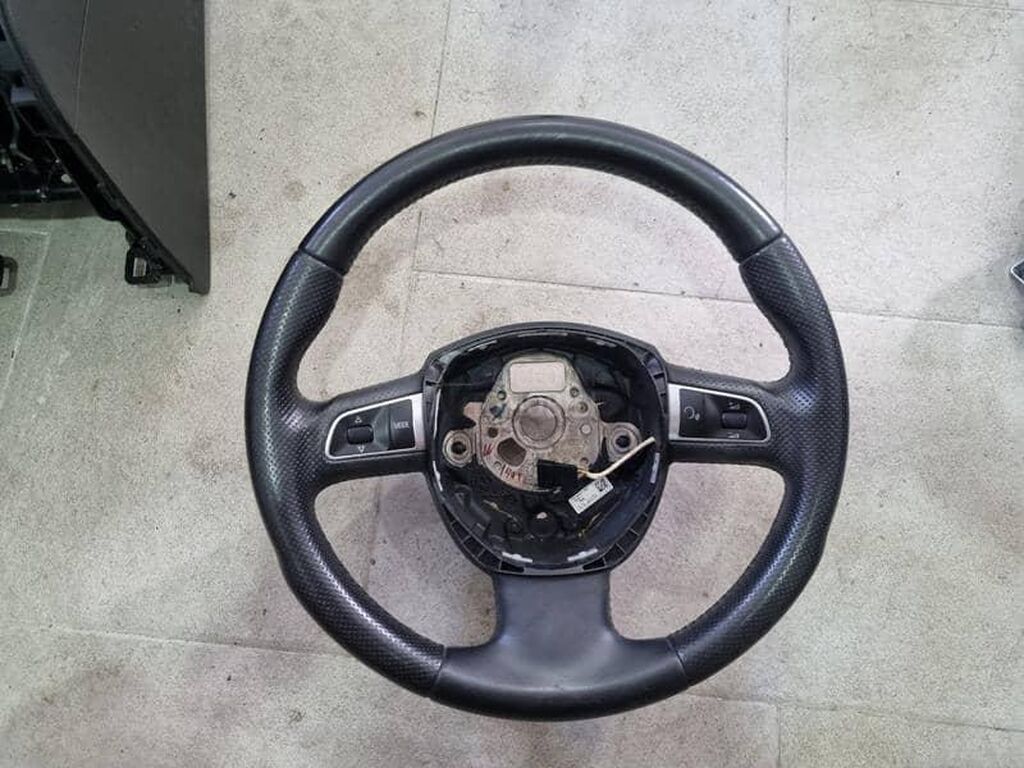 VOLAN ZA AUDI A4, A5 OD 2008. DO 2012. GOD. | garancija na