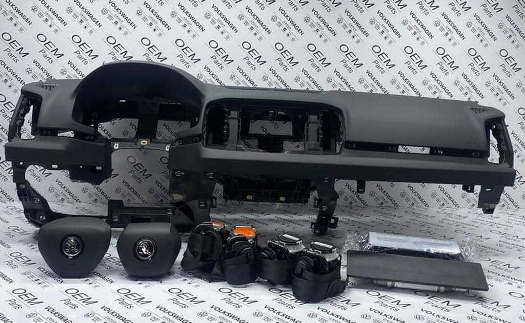 KOMPLET TABLA SA AIRBAGOVIMA ZA ŠKODA KAROQ | Komplet tabla sa