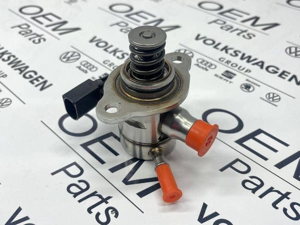 PUMPA VISOKOG PRITISKA VAG ZA VOLKSWAGEN POLO, SCIROCCO, GOLF 5 . -