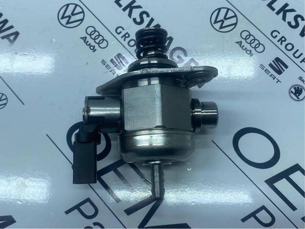 PUMPA VISOKOG PRITISKA ZA VOLKSWAGEN JETTA, GOLF 7 - 06G 127 025 F |