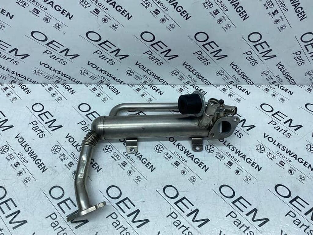 EGR VENTIL ZA VOLKSWAGEN GOLF 5, PASSAT B6, GOLF 6 - 03G 131 512 AD |