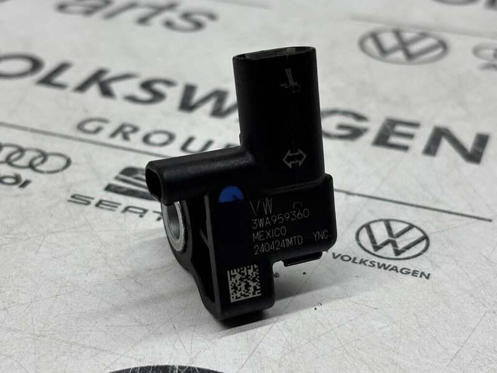CRASH SENZOR ZA VOLKSWAGEN GOLF 8, PASSAT B8, PASSAT B9 . - 3WA 959