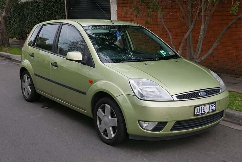 MASKA U BRANIKU ZA FORD FIESTA | Ford fiesta 5 - NAJPOVOLJNIJI NOVI